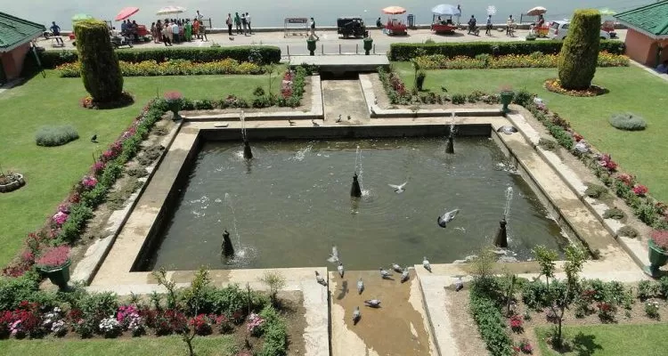 Nishat garden in Srinagar | How to reach | Best time to visit | Timing